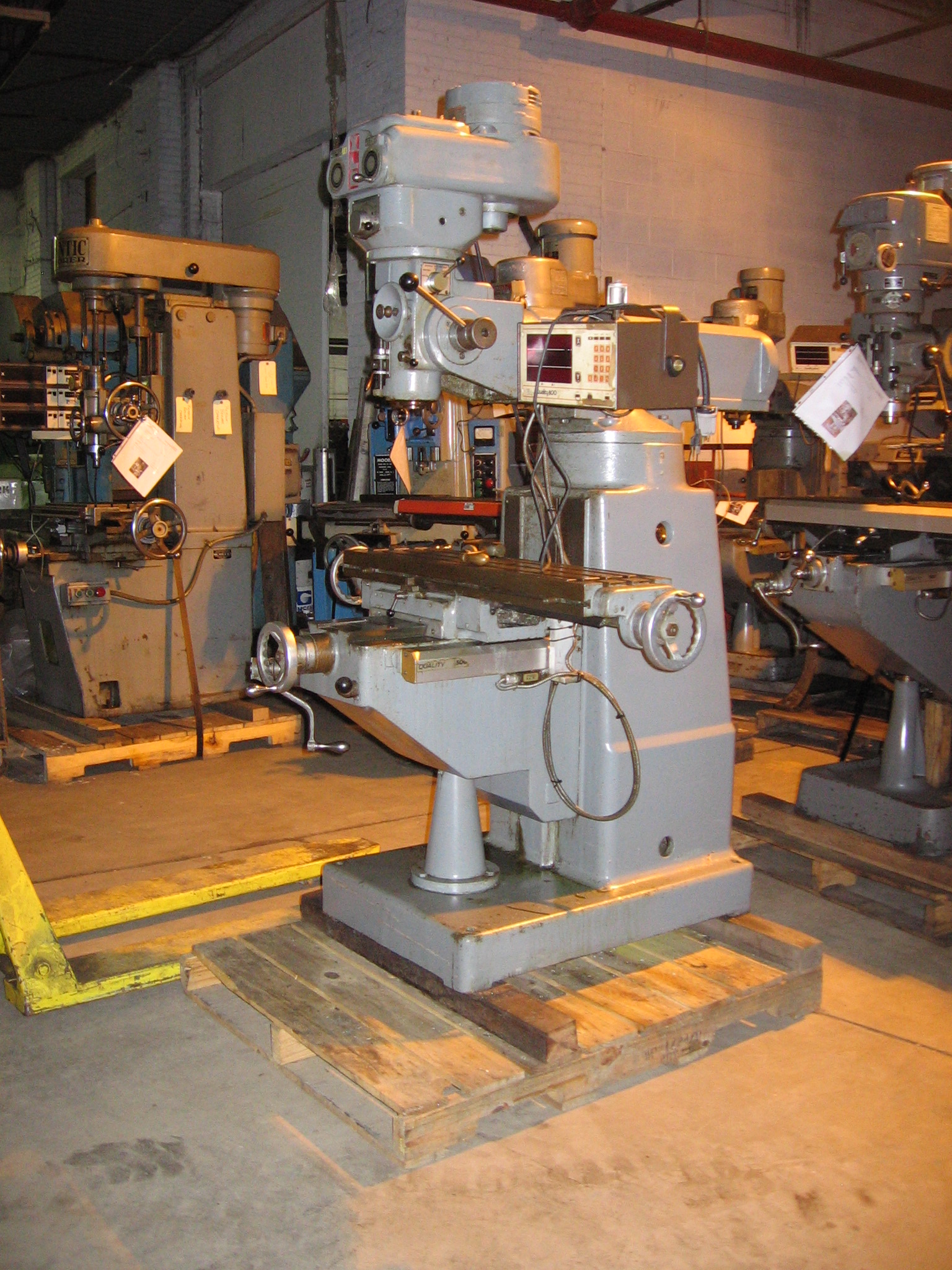 Knee Milling Machines - Zedco Machinery