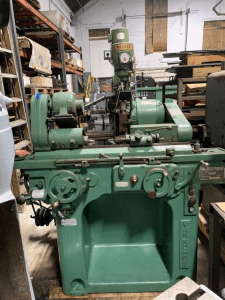 Van Norman Cylindrical Grinding Machine, Model: 418, SN: 418-113 ...